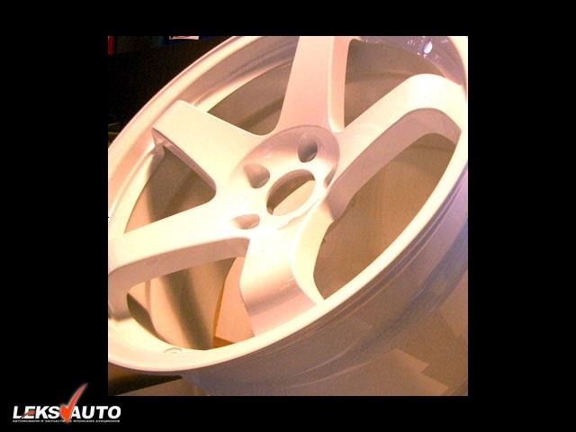 Bee Racing B5 (Bee*R) R18, 9.5JJ +25 — Nissan Stagea (M35), 2,5 л, 2002 ...