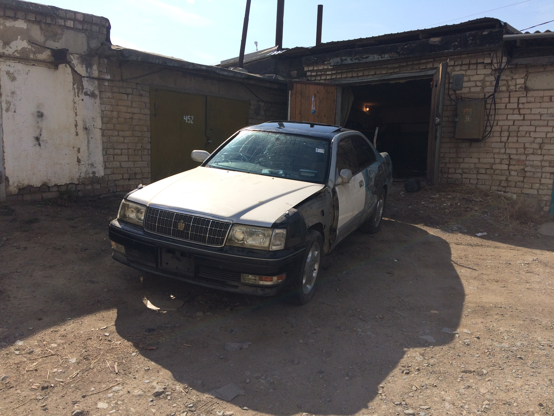 Впервые за 2 года он выехал сам! — Toyota Crown (S140), 2,5 л, 1993 ...