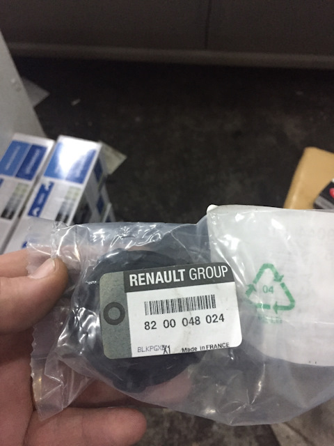 8200048024 Пробка бачка расширит охлажд RENAULT | Запчасти на DRIVE2