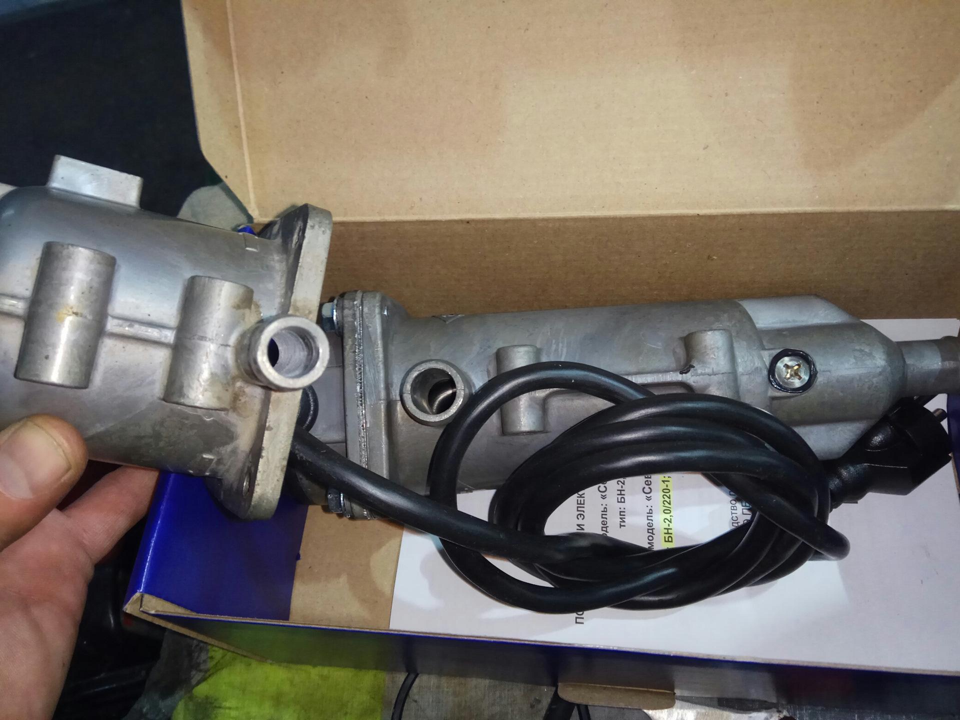 Течь антифриза через подогреватель — Toyota Mark II (90), 2,5 л, 1992 ...