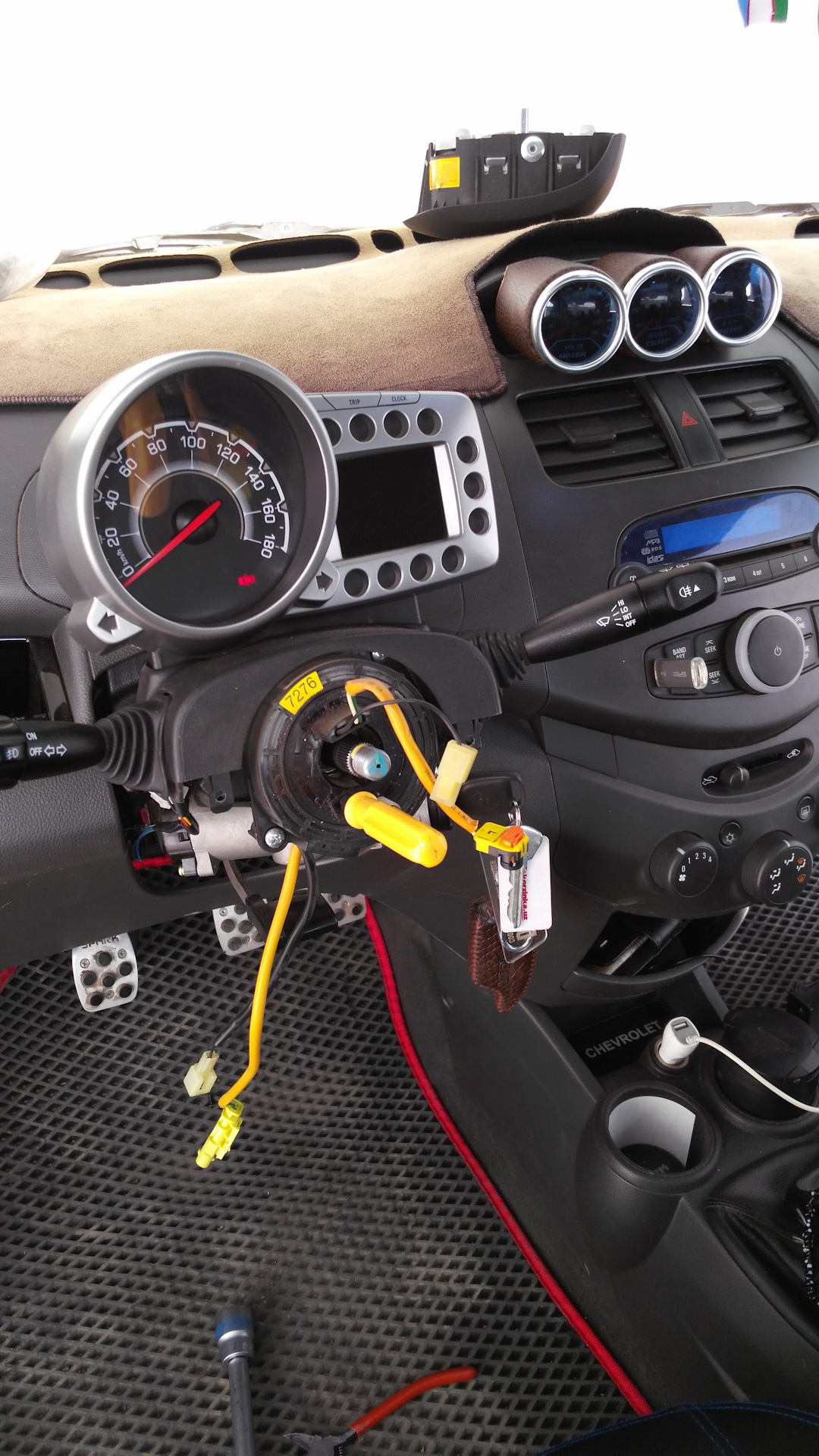 Пульт управления магнитолой — Chevrolet Spark (M300), 1,2 л, 2013 года ...