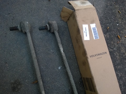 1K0411315R ТЯГА СТАБИЛИЗАТОРА ПЕРЕДНЕЙ ПОДВЕСКИ / AUDI, SEAT, SKODA, VW ...