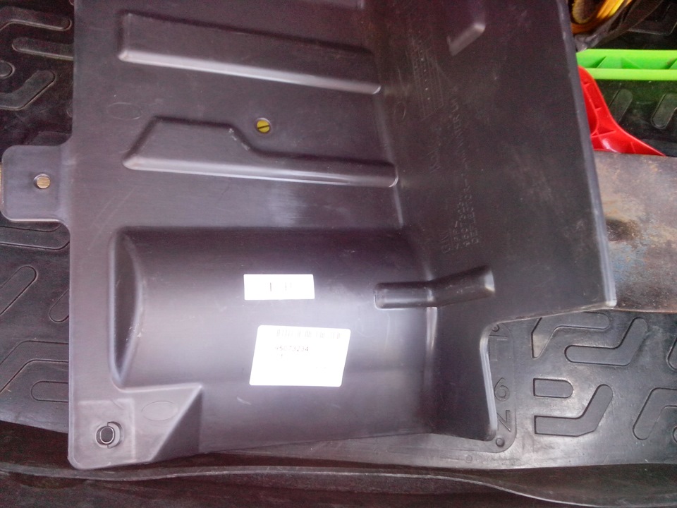 Прикупил левую защиту для двигателя. — Chevrolet Aveo Sedan (1G), 1,4 л ...