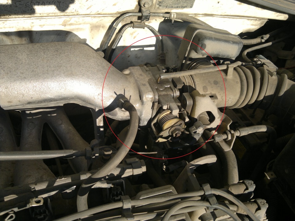 Промывка блока дроссельной заслонки — Toyota Carina (7G), 1,8 л, 2001 ...