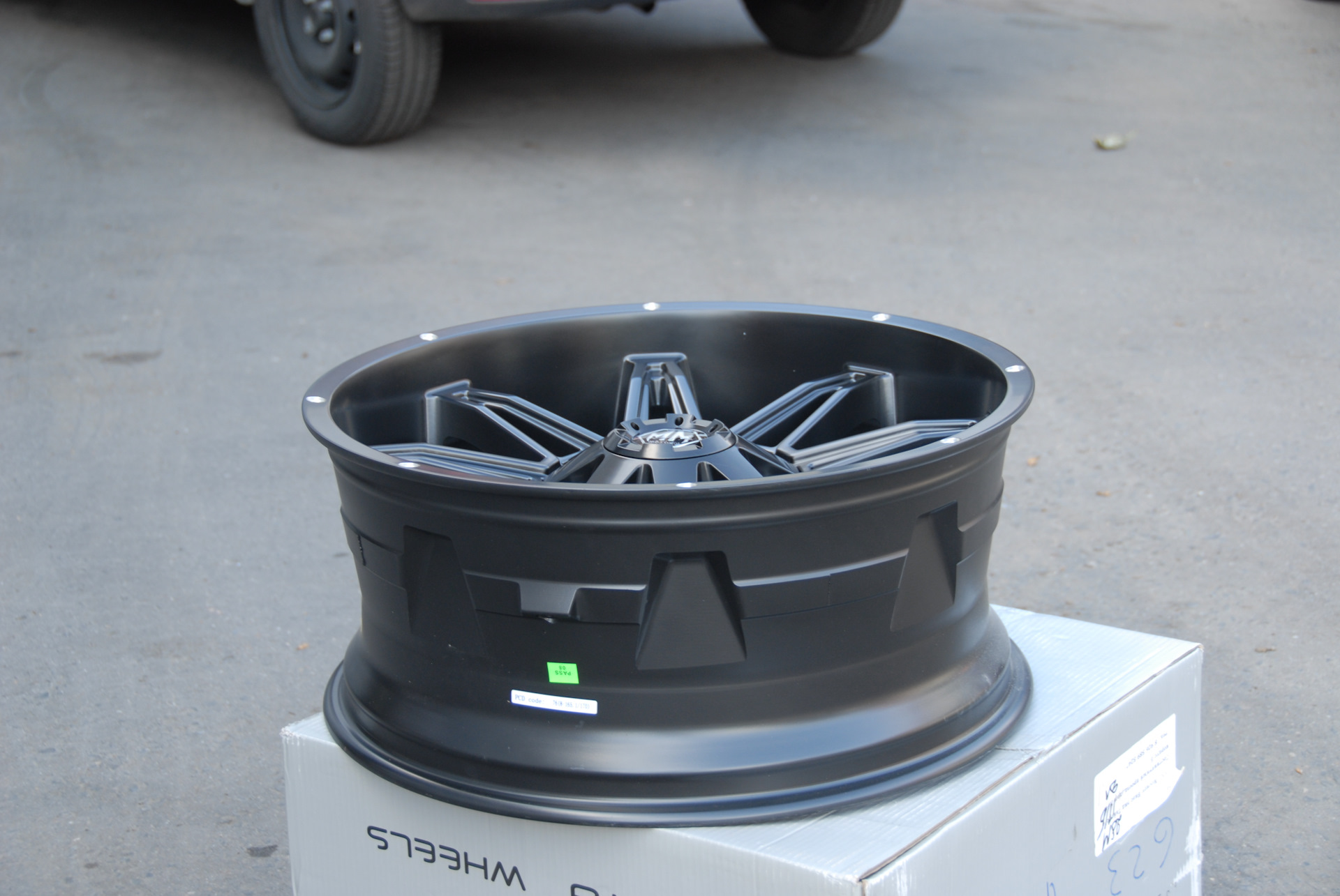 Mayhem 8090 R22 P.C.D.165,1х8 / 170х8 ET-6 9,5J DIA130,8 — Moscow ...