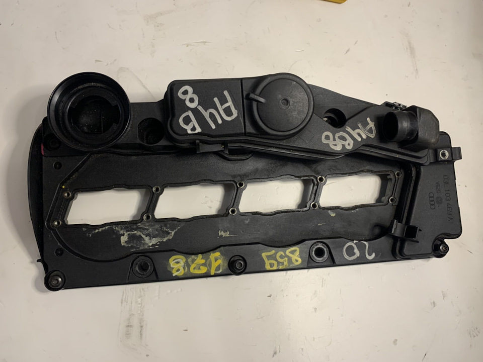 A6510100630 Крышка блока цилиндров Benz Mercedes | Запчасти на DRIVE2