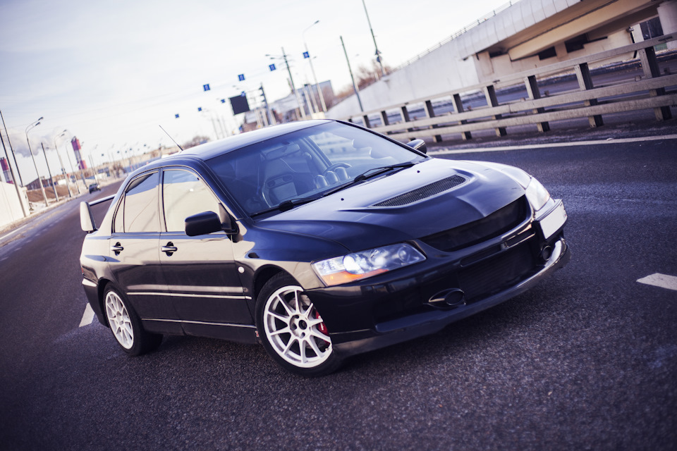 Фотосессия Mitsubishi Lancer Evolution IX — DRIVE2