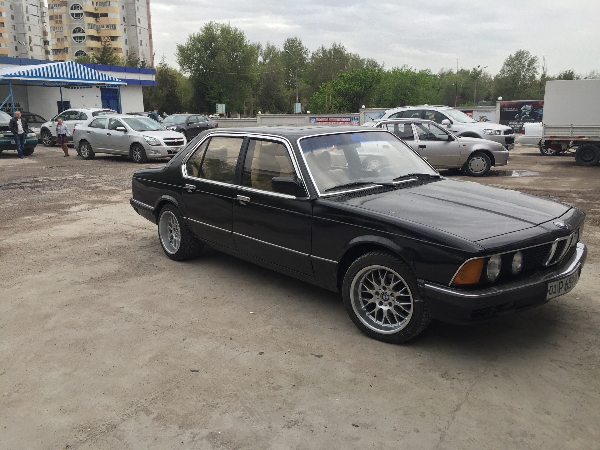Цвет в свет — BMW 7 series (E23), 2,8 л, 1982 года | колёсные диски | DRIVE2