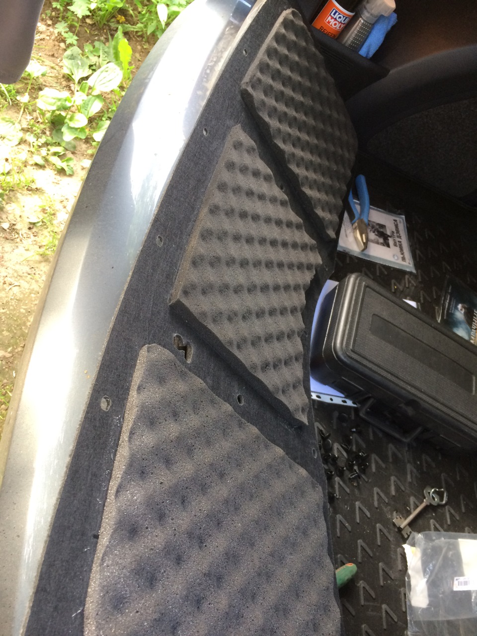 рукоятка открывания двери багажника на Фабии — DRIVE2