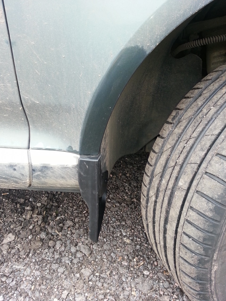 § 6. Передние брызговики, установка! — Volkswagen Touareg (1G), 3,2 л ...