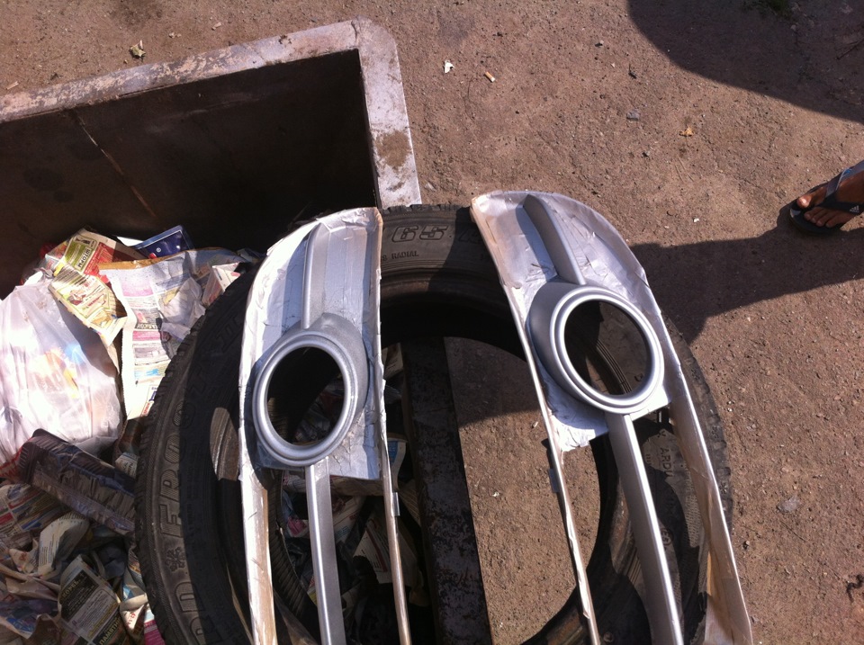 Заглушки ПТФ Серый Мат — Audi A4 (B7), 1,8 л, 2008 года | тюнинг | DRIVE2