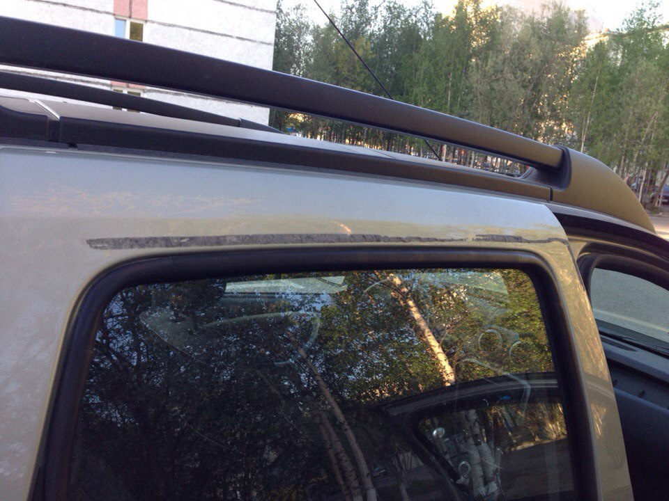 Черные стойки — Renault Duster (1G), 2 л, 2012 года | стайлинг | DRIVE2