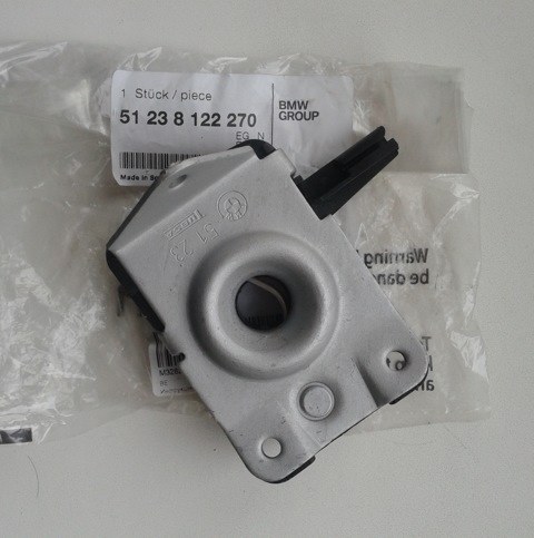 51238122270 Механизм замка капота, нижняя часть П BMW | Запчасти на DRIVE2