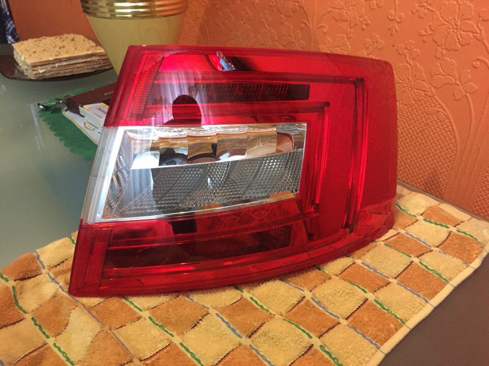 LED фонари OEM [жир] — Skoda Octavia A7 Mk3, 1,8 л, 2014 года | тюнинг ...