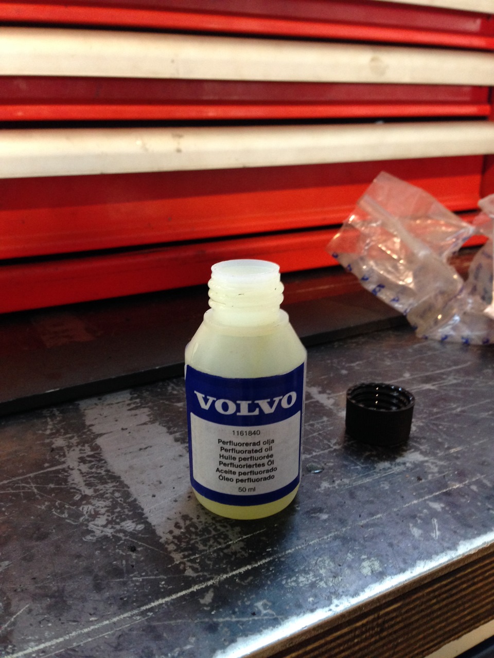 1161840 Смазка для автомобилей Вольво Volvo | Запчасти на DRIVE2