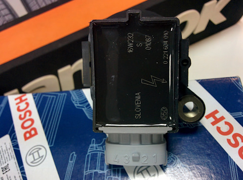 0221604010 Катушка зажигания BOSCH | Запчасти на DRIVE2