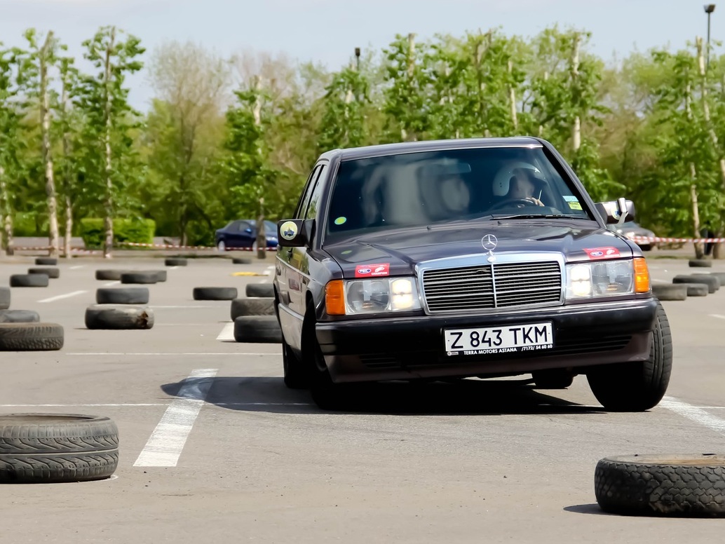 Астра "time attack" 1 этап — Mercedes-Benz 190 (W201), 2,6 л, 1992 года ...