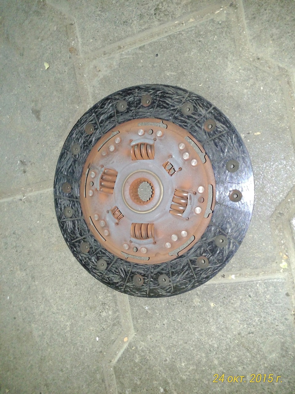 Поменяли сцепление — Lada Приора хэтчбек, 1,6 л, 2009 года | визит на ...