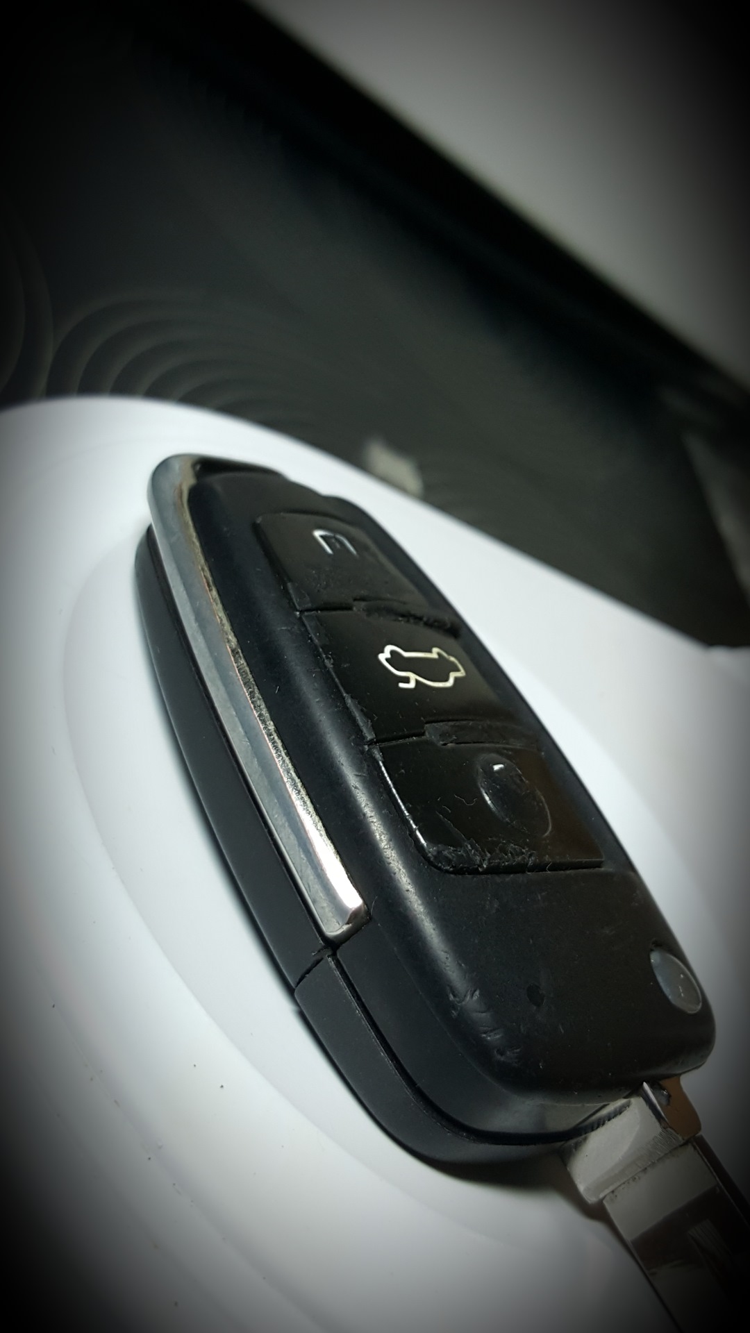 Замена кожуры — Audi A4 (B7), 2 л, 2007 года | другое | DRIVE2