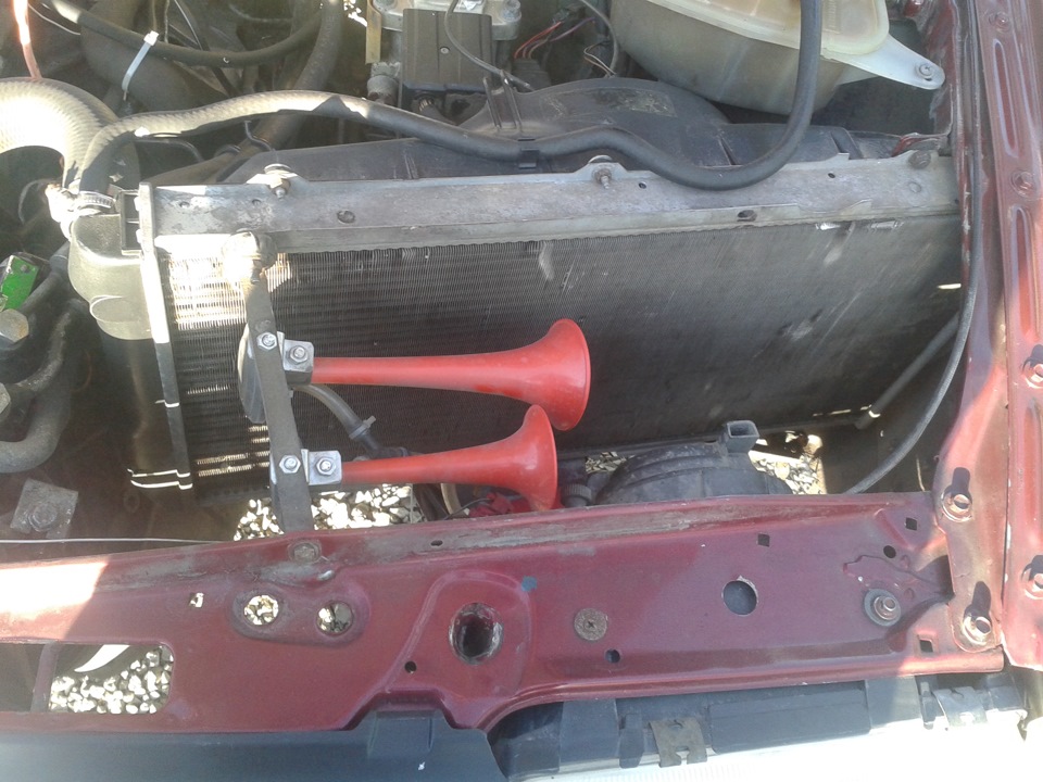 Пневмосигналу быть! — Audi 100 (C3), 2,3 л, 1990 года | аксессуары | DRIVE2