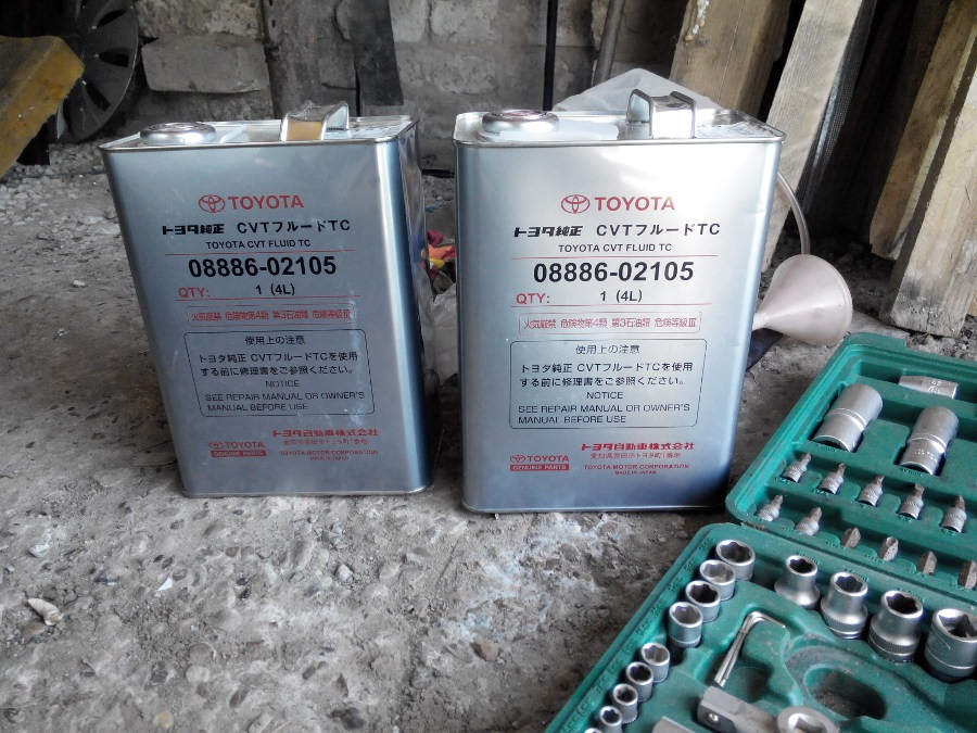 Полная замена CVT Fluid в вариаторе — Toyota ist (2G), 1,5 л, 2009 года ...