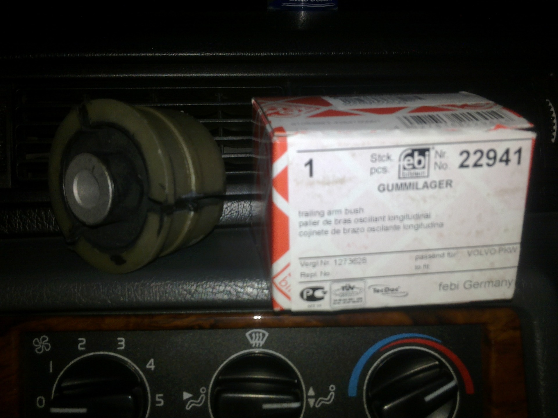 Сайлент-блоки задней подвески. — Volvo 940, 2,3 л, 1998 года | визит на ...