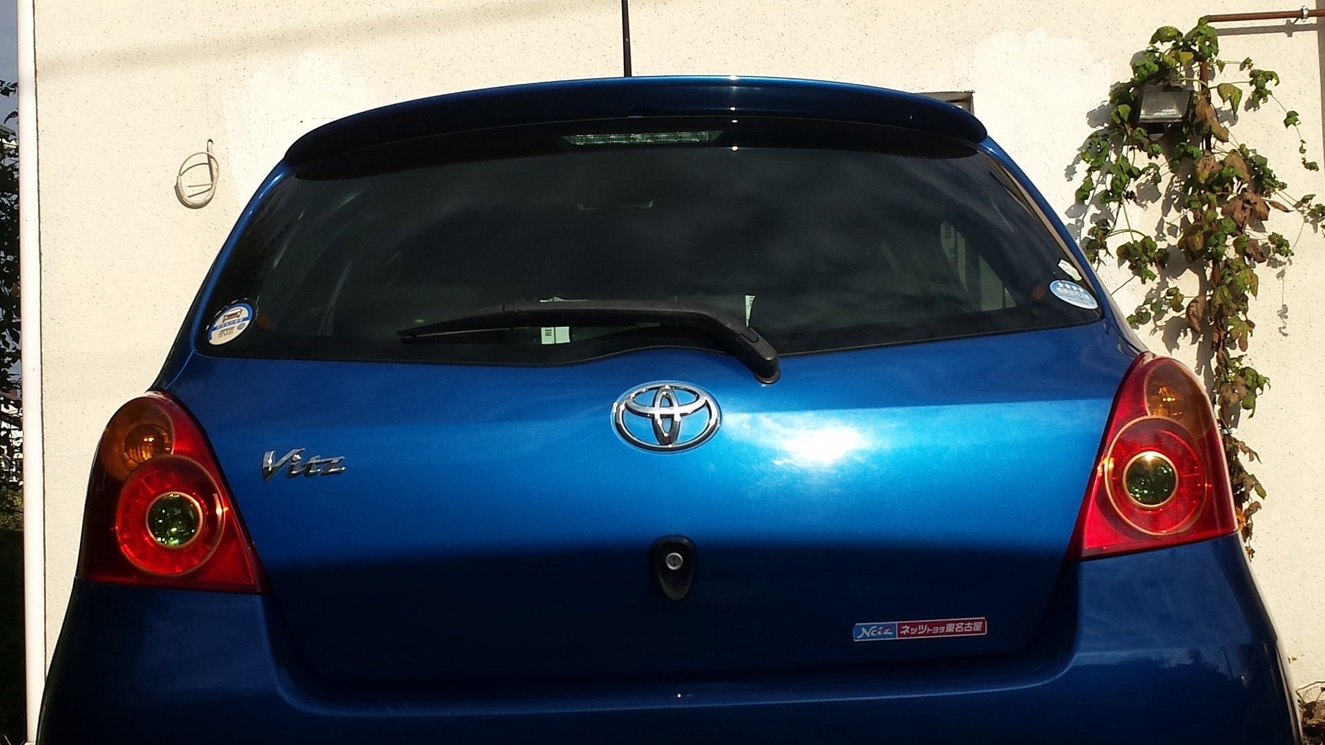 Toyota Vitz (90) 1.5 бензиновый 2006 | RS real spoiler на DRIVE2