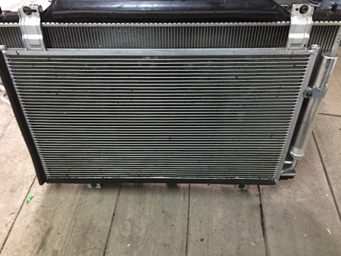 PE0115200B Радиатор охлаждения Mazda | Запчасти на DRIVE2