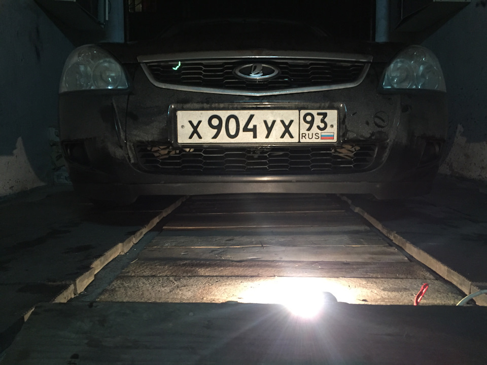 Губа на бампер. — Lada Приора хэтчбек, 1,6 л, 2011 года | стайлинг | DRIVE2