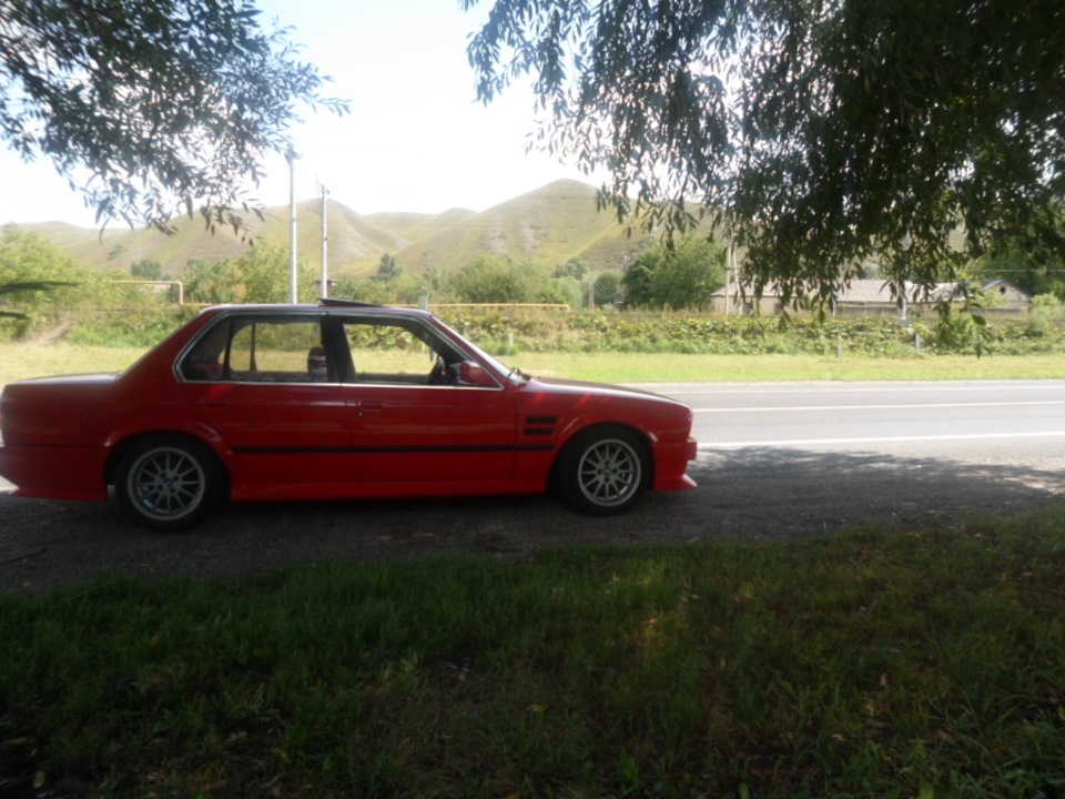 не большой фото сет) — BMW 3 series (E30), 1,8 л, 1985 года | фотография | DRIVE2