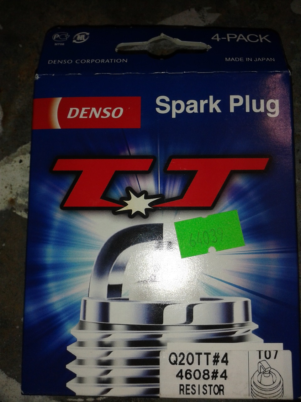 замена свечей зажигания — Lada Приора седан, 1,6 л, 2011 года | своими ...