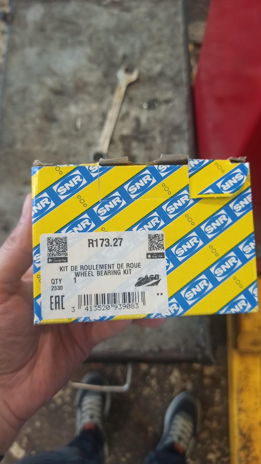 Сглазил😁 ( резина и ступичный) — Mitsubishi Outlander XL, 2,4 л, 2011 ...