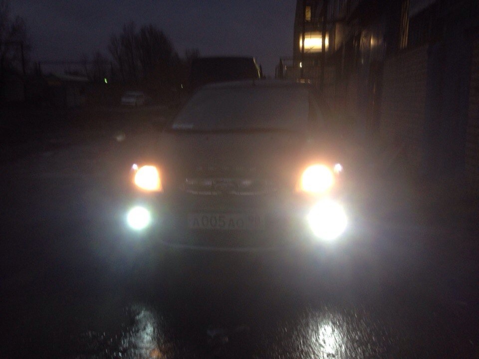 Ксенончик, подсветка — Ford Focus Hatchback II, 1,6 л, 2008 года ...