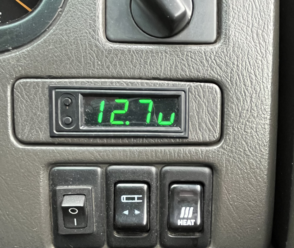 Термометр и вольтметр — Nissan Elgrand (E50), 3,2 л, 2000 года | своими ...