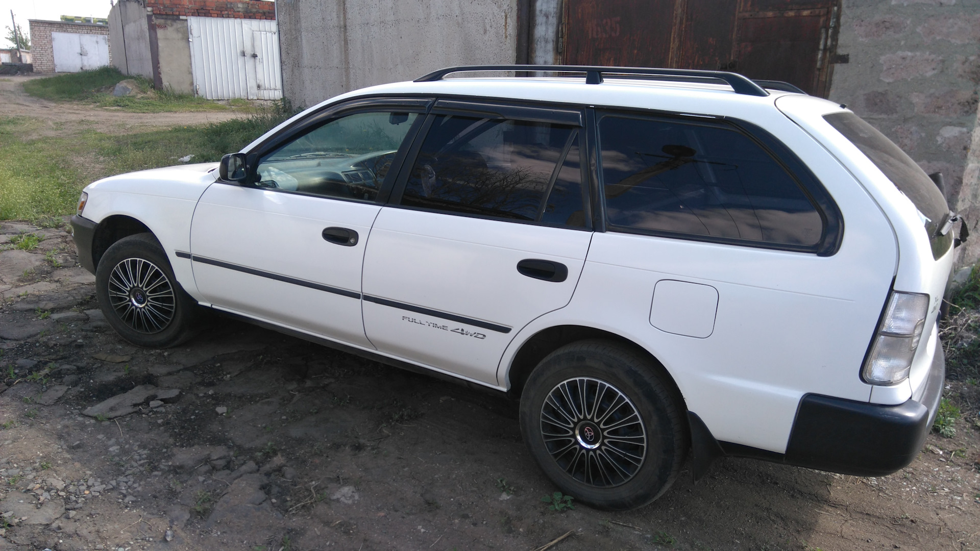 Брызговики — Toyota Sprinter (100), 2 л, 1998 года | аксессуары | DRIVE2