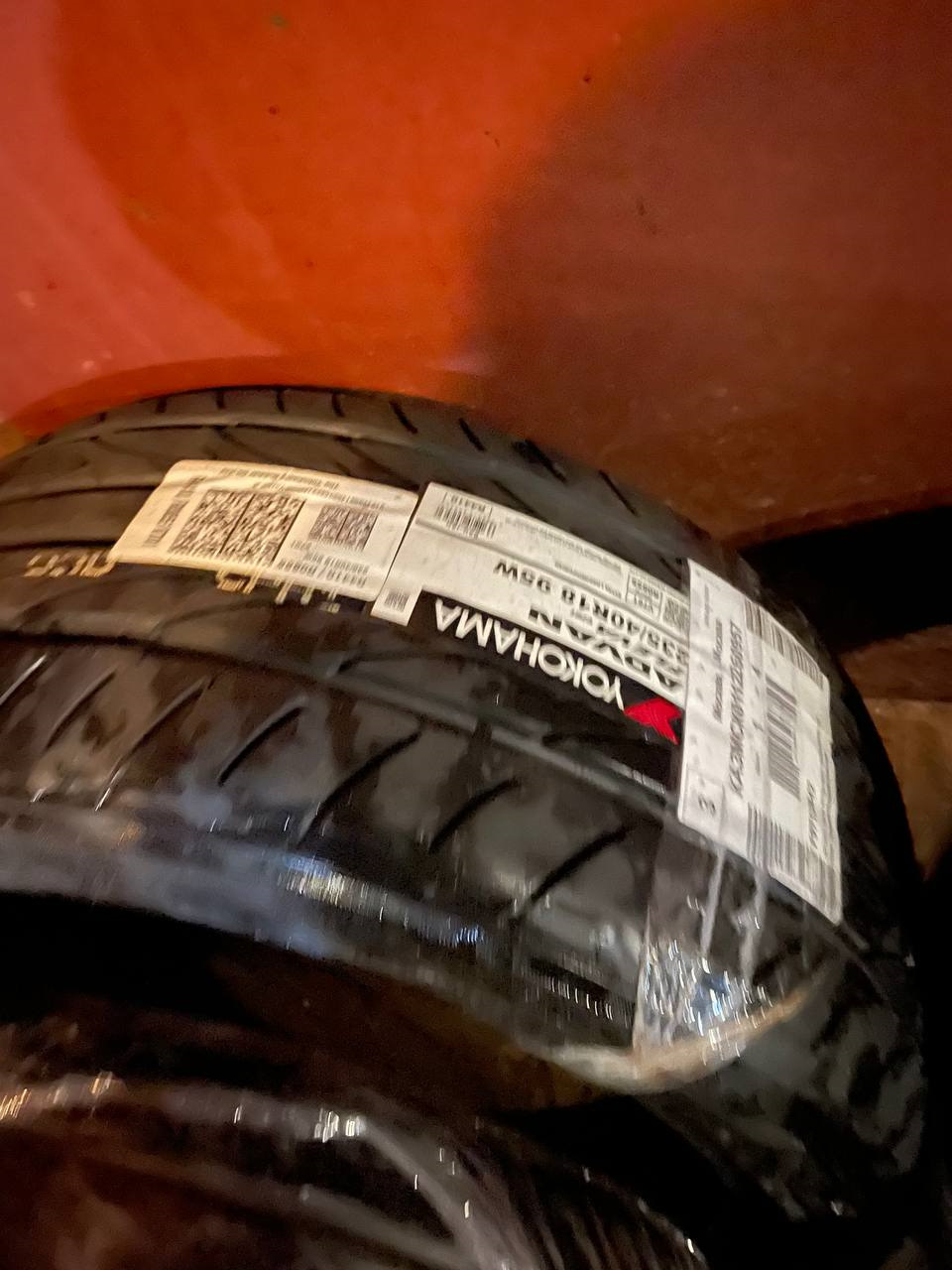 Шины Yokohama Advan Fleva V701 235/40 R18 95W — Honda Civic Hatchback ...