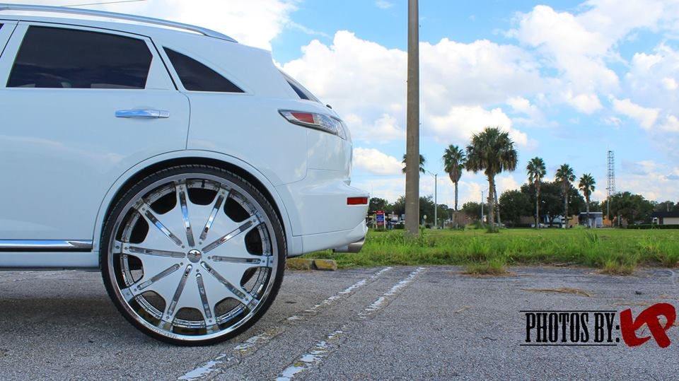 Infiniti FX35 DONK 30" Starr Wheels — World Installer Magazine на DRIVE2