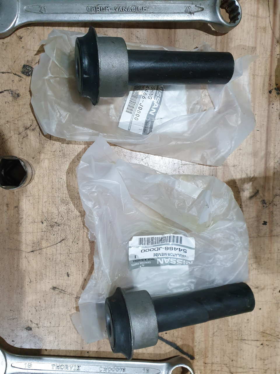 54466JD000 Сайлентблок NISSAN INFINITI | Запчасти на DRIVE2