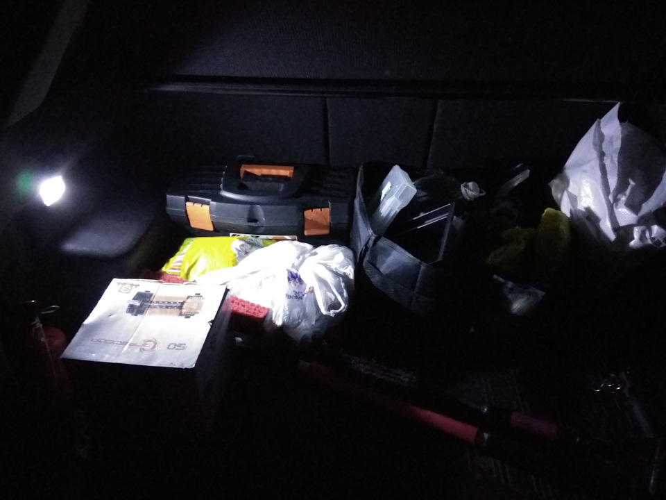 Лампочка в багажник — Mazda CX-5 (1G), 2 л, 2012 года | электроника ...