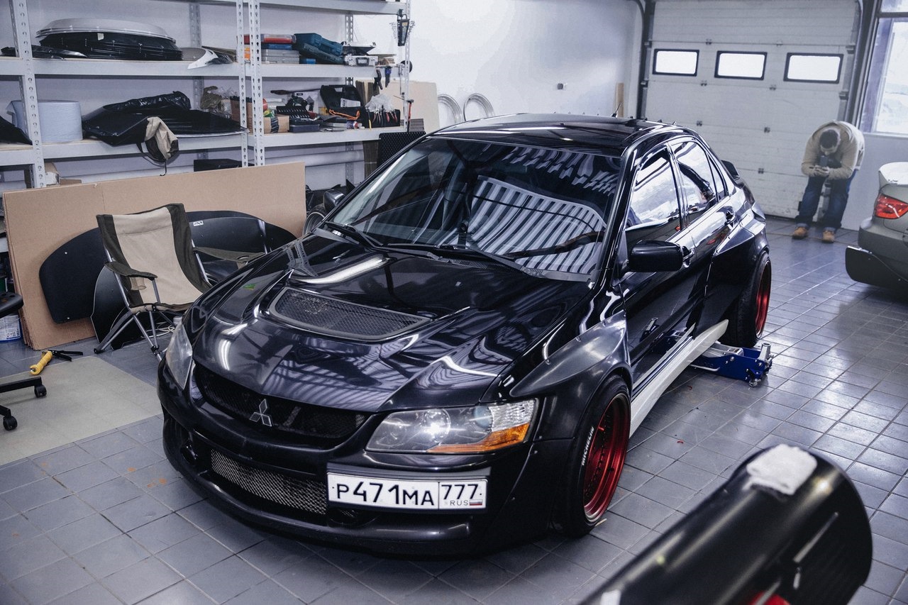 Комплект расширения Clinched — Mitsubishi Lancer Evolution VII, 4 л., 2001 года | стайлинг | DRIVE2