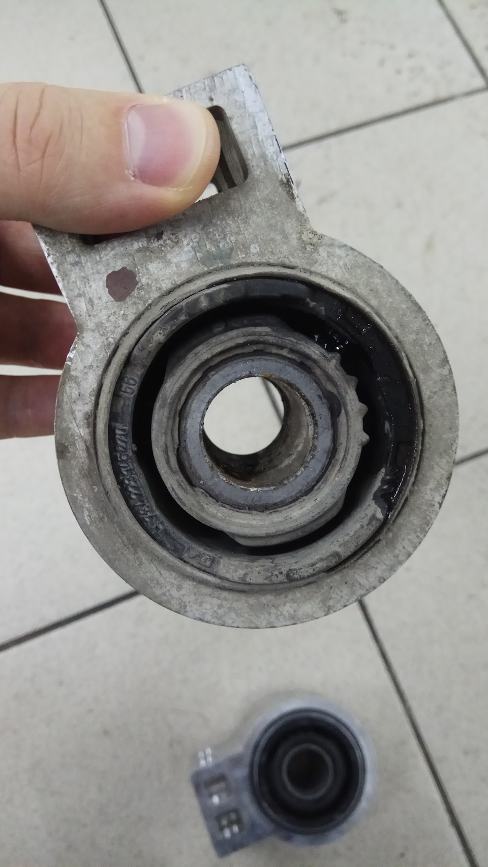 Замена сайлентблока и сход-развал — Opel Astra J GTC, 1,4 л, 2013 года ...