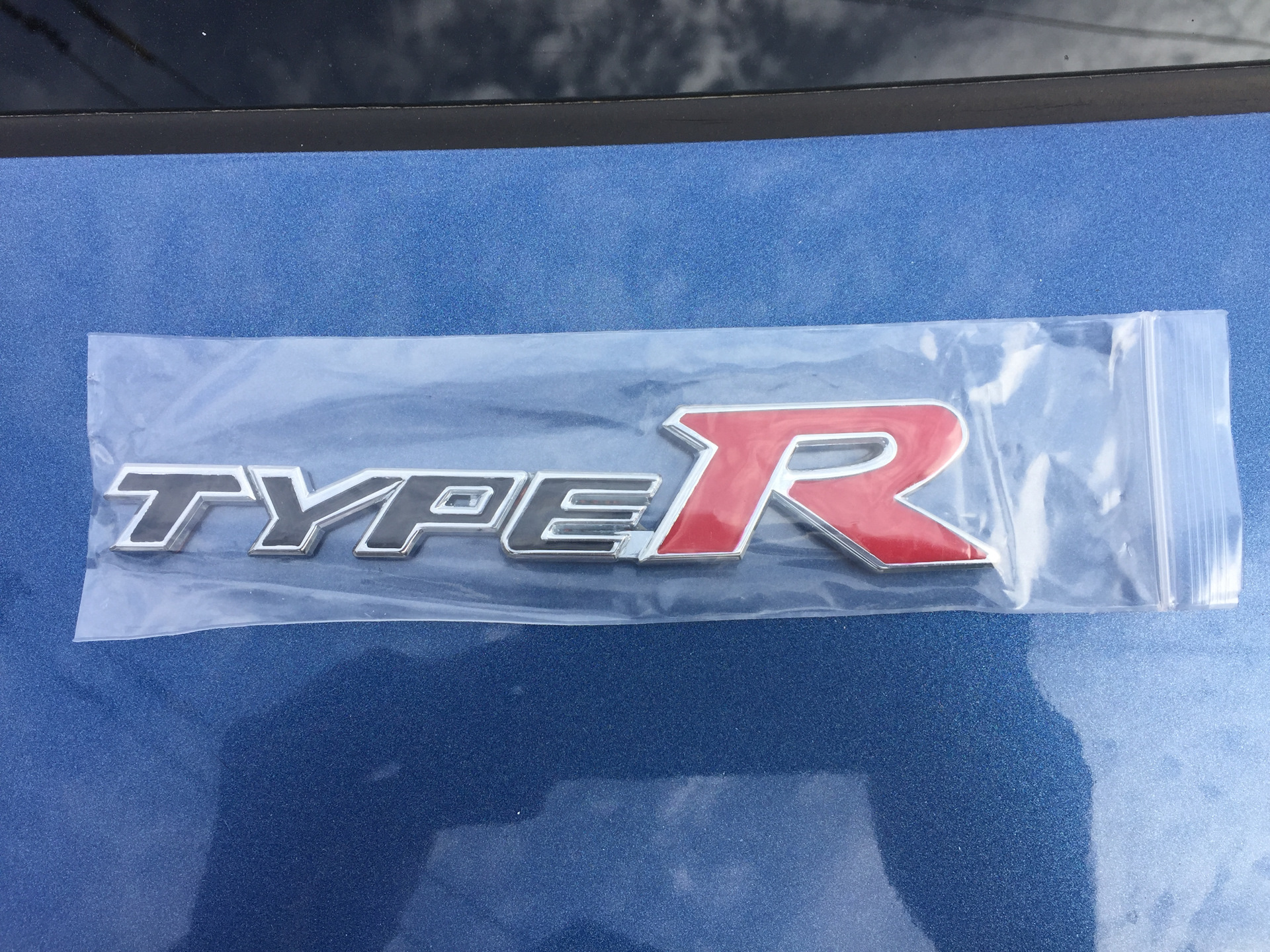 Шильдик Type R — Honda Civic 4D (8G), 1,8 л, 2006 года | аксессуары ...