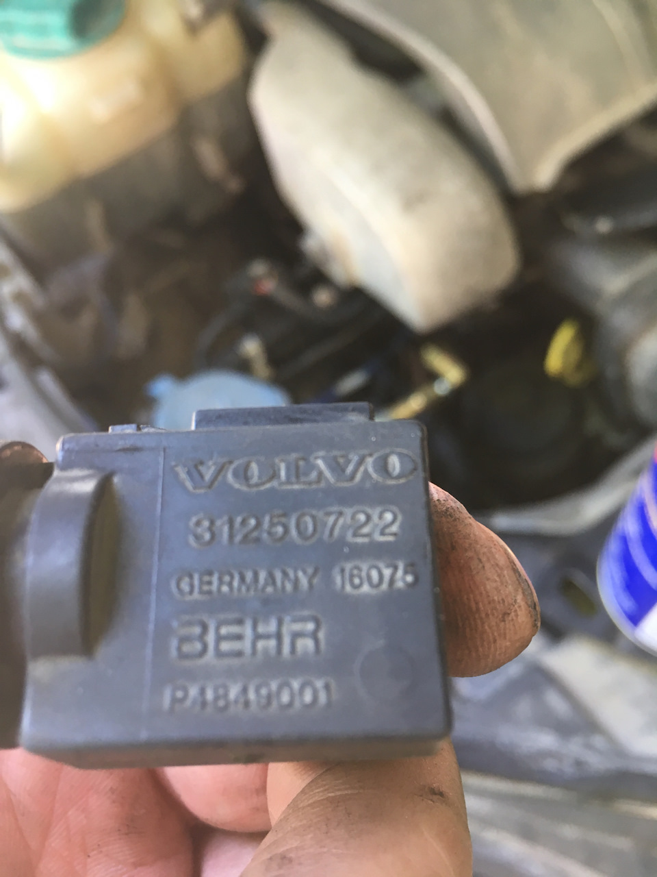 Решено. Датчик качества воздуха volvo 31250722 — Volvo XC90 (1G), 3,2 л ...