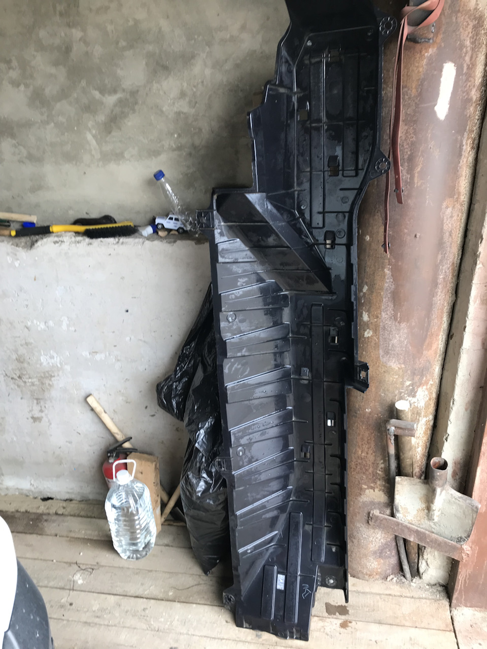 Пластмассовая защита на днище — Honda CR-V (RM), 2 л, 2013 года ...