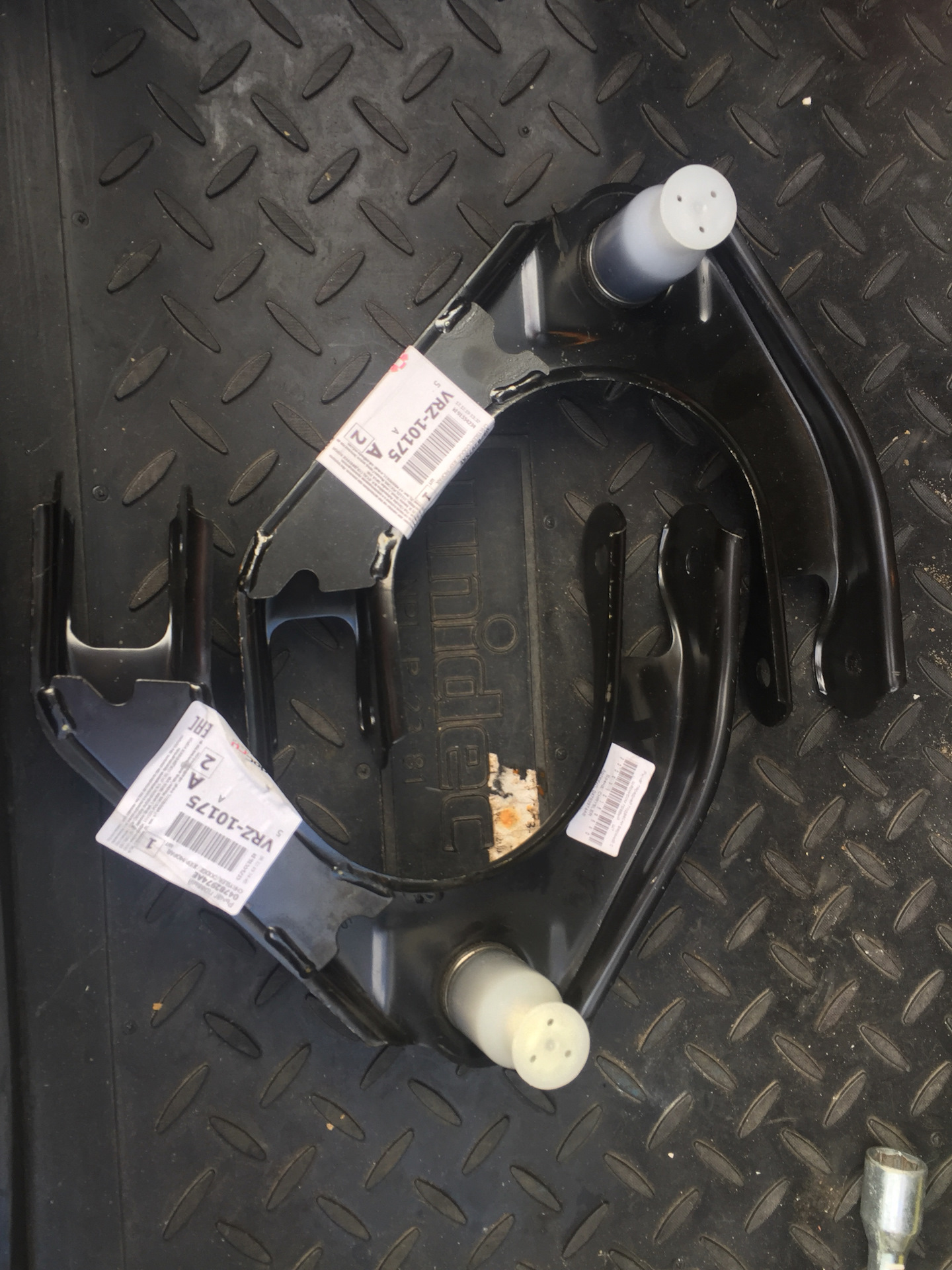 #ЗИП — ГАЗ Сайбер, 2,4 л, 2009 года | запчасти | DRIVE2