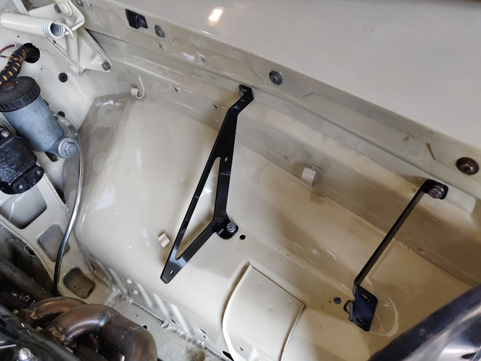 ВОПРОС ПО ОПОРАМ(ПОДУШКАМ) ДВИГАТЕЛЯ — Nissan Primera (P12), 1,8 л ...