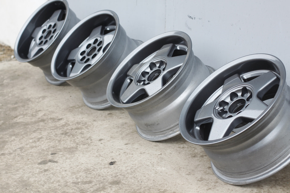 Dezent R14, 7J и 8J, ET15, 4x100-4x108 — Honda Civic Hatchback (5G), 1 ...