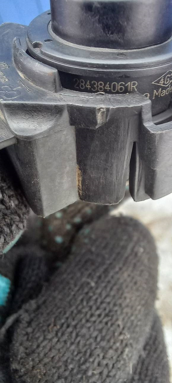 Датчик контроля слепых зон — Renault Espace (5G), 1,6 л, 2015 года ...