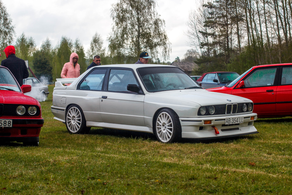 Открытие сезона Е30 в Литве 2022 — BMW 3 series (E30), 2,5 л, 1990 года | встреча | DRIVE2