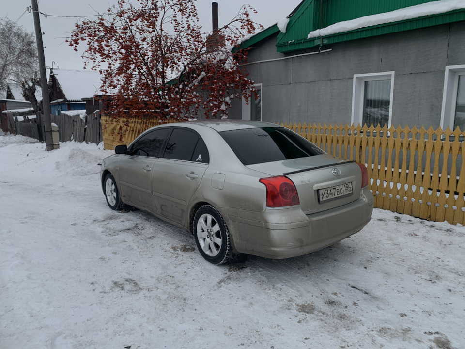 Переобулся) — Toyota Avensis II, 1,8 л, 2006 года | тюнинг | DRIVE2